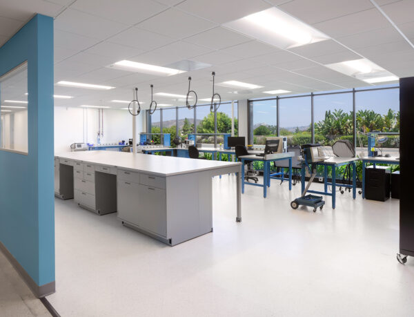 Electro-Optics Engineering - Surface Optics Corporation